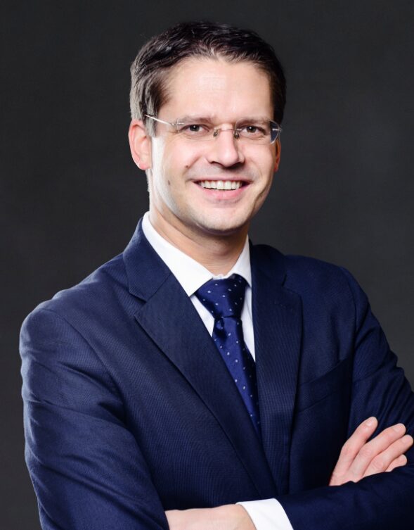 Management – MRH Trowe